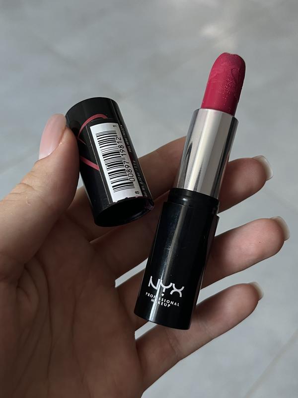 Помада малиновая nyx — цена 0 грн в каталоге Помада для губ Купить ...