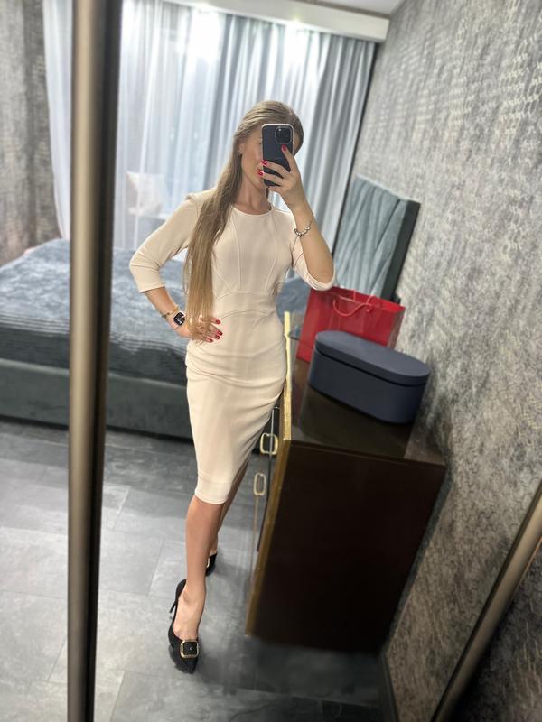 Обтислі мідіплаття — ціна 100 грн у каталозі Сукні міді Купити жіночі речі за доступною ціною на