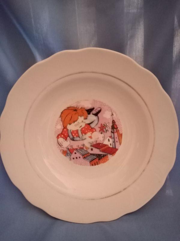 Тарілочка з карлсоном вінтаж — ціна 100 грн у каталозі Тарілки Купити товари для дому та
