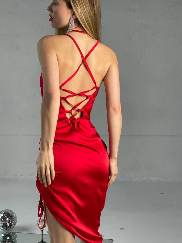 Шикарна червона шовкова сукня — ціна 750 грн у каталозі Сукні міді Купити жіночі речі за