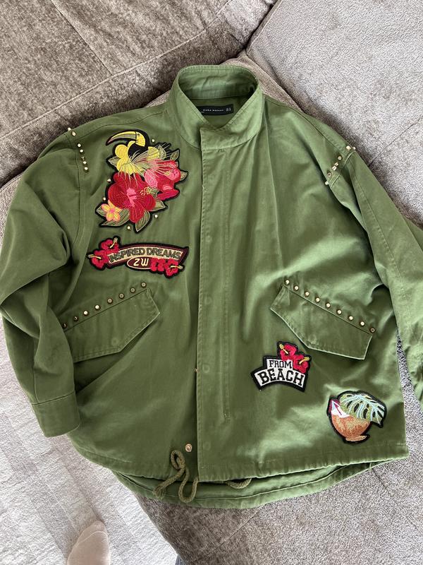 Куртка — цена 720 грн в каталоге Куртки Купить женские вещи по доступной цене на Шафе Украина