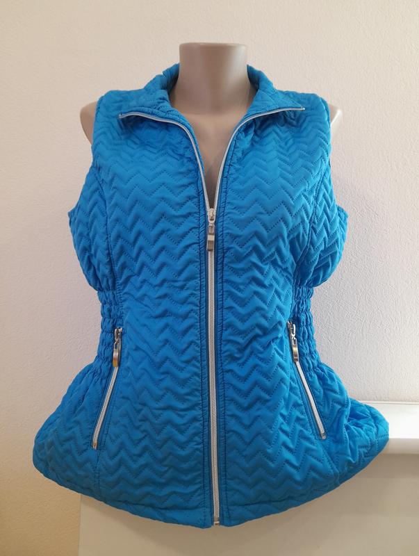 Стьобана жилетка — ціна 80 грн у каталозі Жилетки Купити жіночі речі за