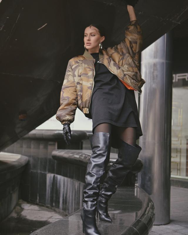 Бомбер — ціна 2000 грн у каталозі Куртки Купити жіночі речі за доступною ціною на Шафі Україна