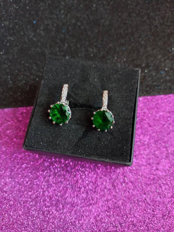 Сережки — ціна 50 грн у каталозі Сережки Купити аксесуари за доступною ціною на Шафі Україна