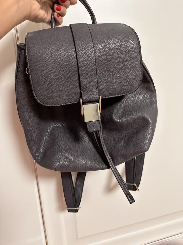 Рюкзак — ціна 300 грн у каталозі Рюкзаки Купити аксесуари за доступною ціною на Шафі Україна