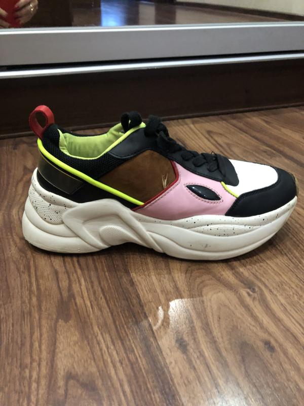 Стилевые кроссы — ціна 500 грн у каталозі Кросівки Купити жіночі речі за доступною ціною на Шафі