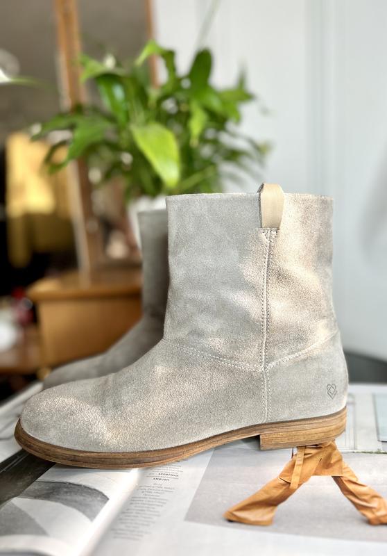 Ботінки замшеві португалія Liebeskind — ціна 900 грн у каталозі Черевики Купити жіночі речі за