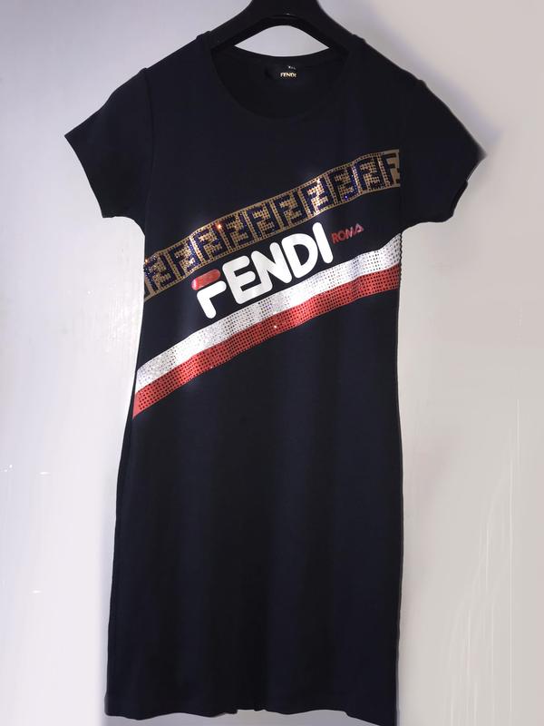 Fendi трикотажне плаття — ціна 300 грн у каталозі Сукні міді Купити