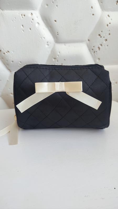 Косметичка тушь помада карандаш блеск эйвон avon — цена 120 грн в ...