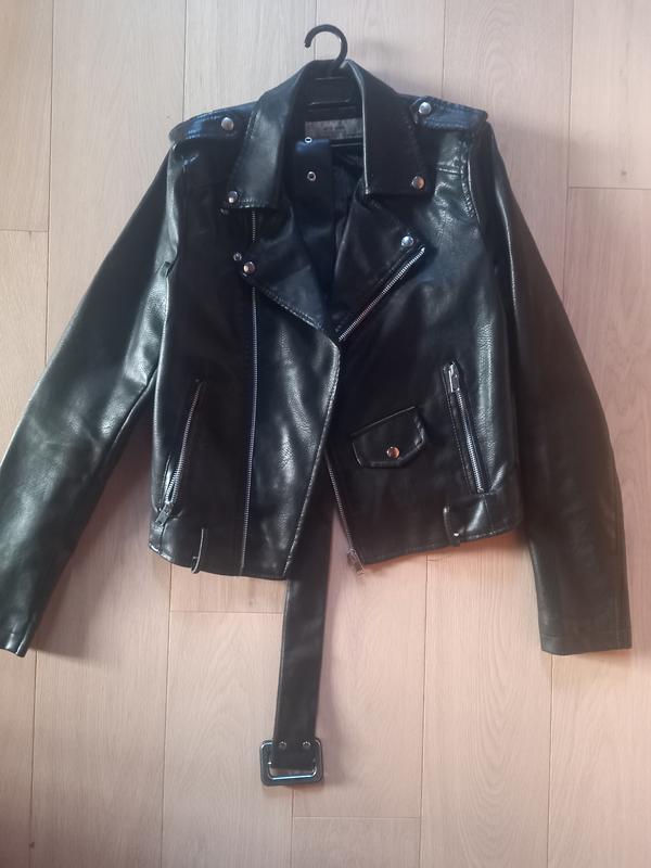 Коротка куртка косуха — ціна 500 грн у каталозі Куртки Купити жіночі речі за доступною ціною на