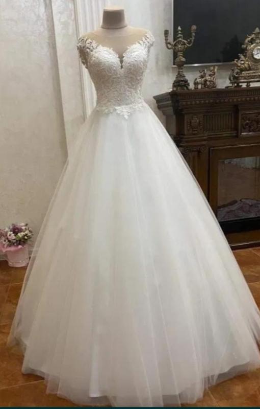 Весільна сукня — ціна 5000 грн у каталозі Весільні сукні Купити жіночі речі за доступною ціною