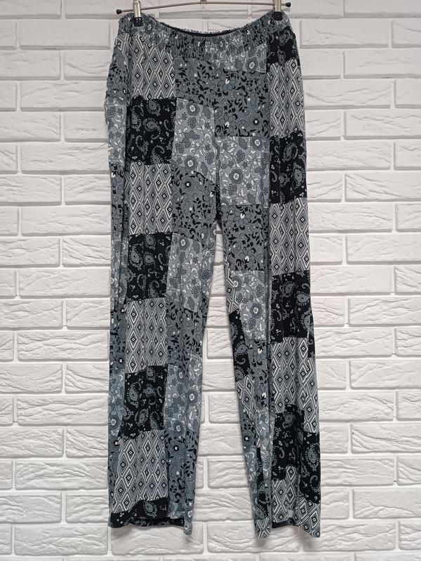 17 жіночі широкі штани великого розміру — ціна 130 грн у каталозі Брюки Купити жіночі речі за