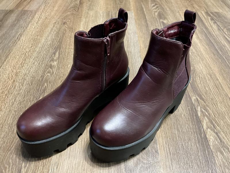 Ботільйони — ціна 240 грн у каталозі Ботильйони Купити жіночі речі за доступною ціною на Шафі