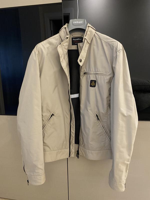 Куртка — цена 3000 грн в каталоге Ветровки Купить мужские вещи по доступной цене на Шафе