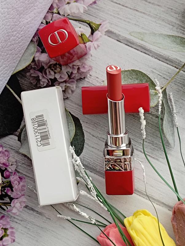 Помада для губ с цветочным маслом christian dior rouge dior ultra care ...