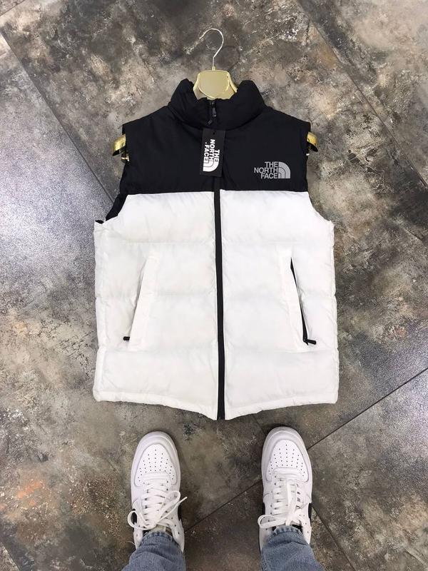 White north face gilet store