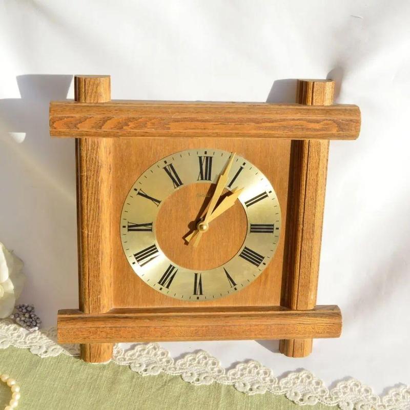 Настінний деревяний годинник — ціна 760 грн у каталозі Годинники