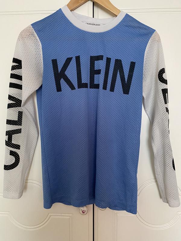 Лонгслів Ck — ціна 200 грн у каталозі Лонгсліви Купити жіночі речі за доступною ціною на Шафі