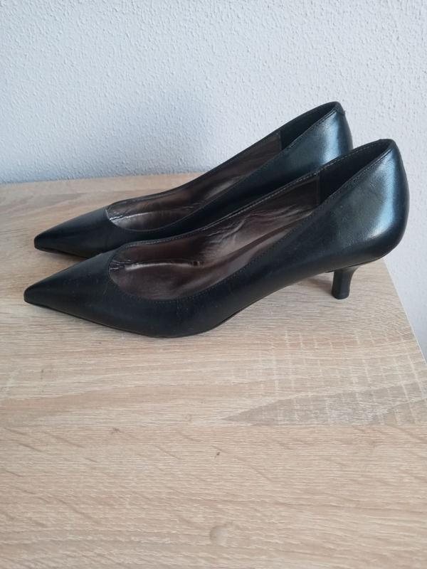 Туфлі жіночі — ціна 250 грн у каталозі Туфлі Купити жіночі речі за доступною ціною на Шафі