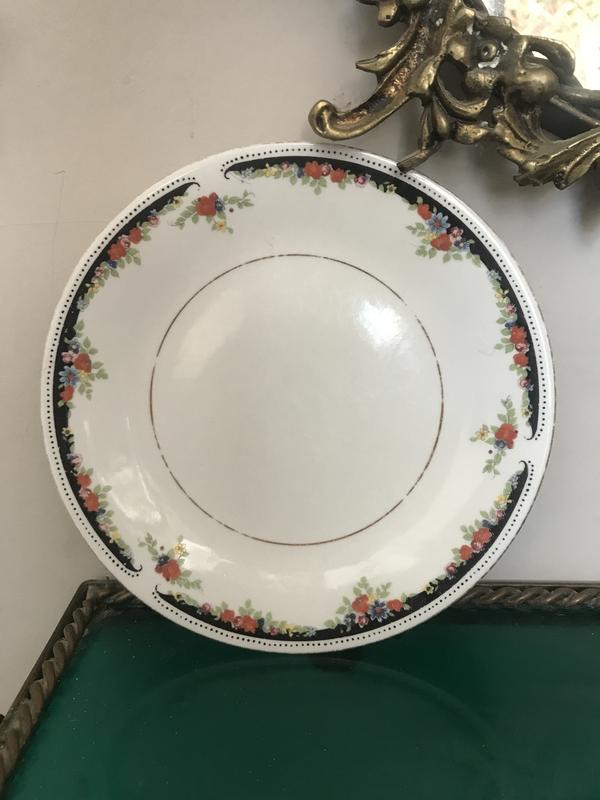 Тарелка порцеляна — цена 100 грн в каталоге Тарелки Купить товары для дома и быта по доступной