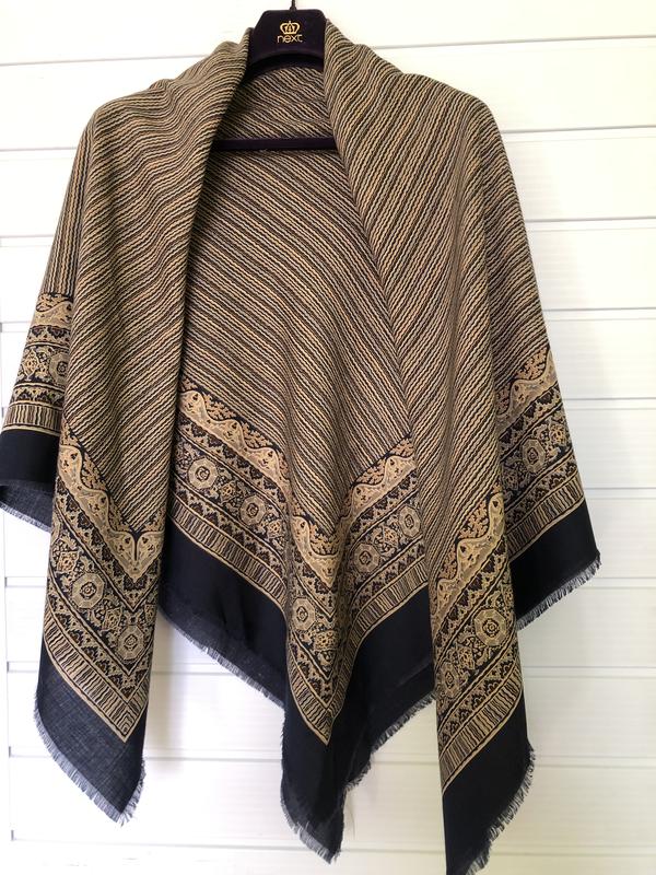 Велика вінтажна хустка — ціна 184 грн у каталозі Шарфи Купити аксесуари за доступною ціною на