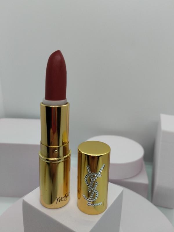 Помада ysl 8 — цена 675 грн в каталоге Помада для губ Купить товары для ...