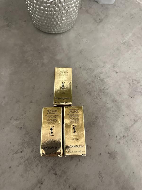 Тональный крем миниатюра yves saint laurent — цена 120 грн в каталоге ...