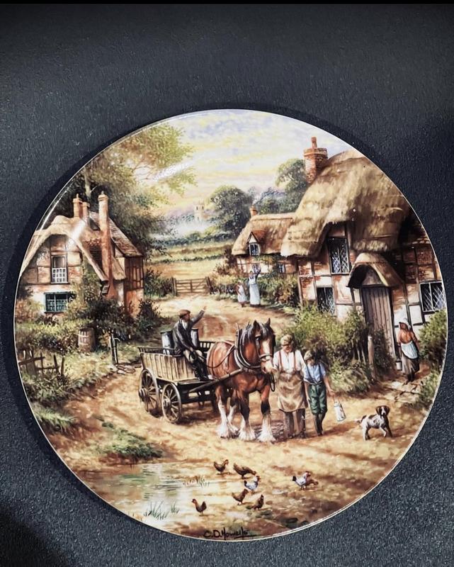 Фарфоровая тарелка Wedgwood — ціна 550 грн у каталозі Статуетки Купити товари для дому та побуту