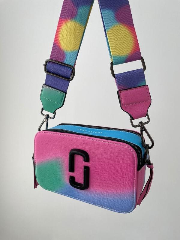 Сумка marc jacobs the snapshot rainbow pink — ціна 1850 грн у каталозі ...