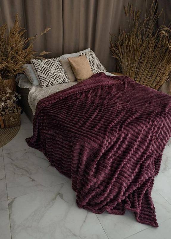 Якісний чудовий плед колір вишневий 200 220 — ціна 599 грн у каталозі Пледи Купити товари для