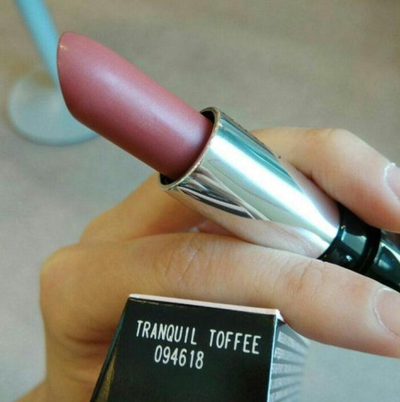 Гелевая помада для губ mary kay "нежная ириска" (сияющий) 3.6 г — цена ...
