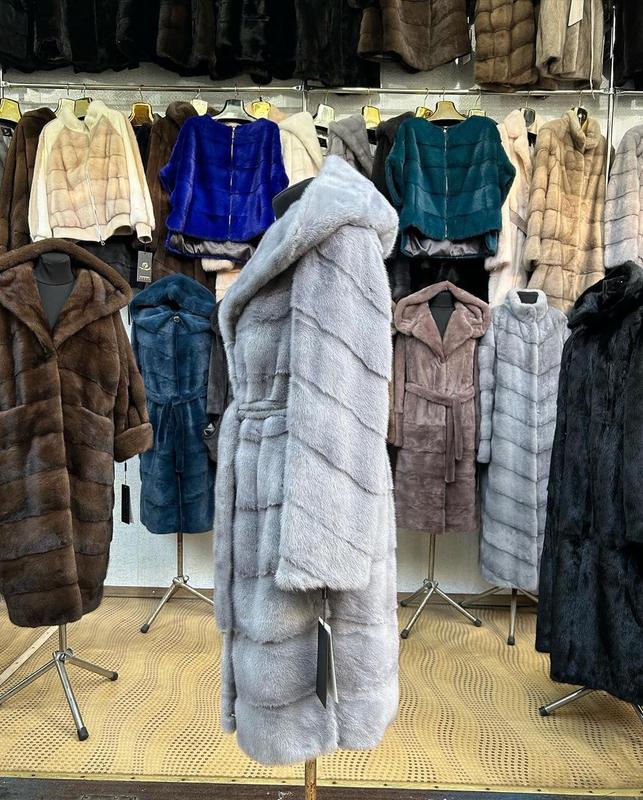 Норкова шуба з поясом — ціна 35300 грн у каталозі Шуби Купити жіночі речі за доступною ціною на