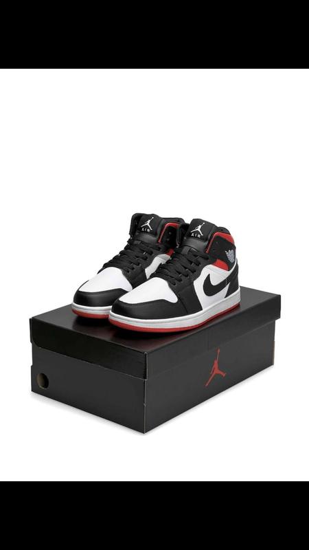 Nike air jordan 1 retro high black white red fur — цена 2199 грн в ...