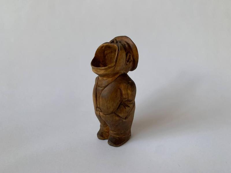 Статуэтка из дерева фигурка из дерева статуэтка деревянная жадный человек скульптура из
