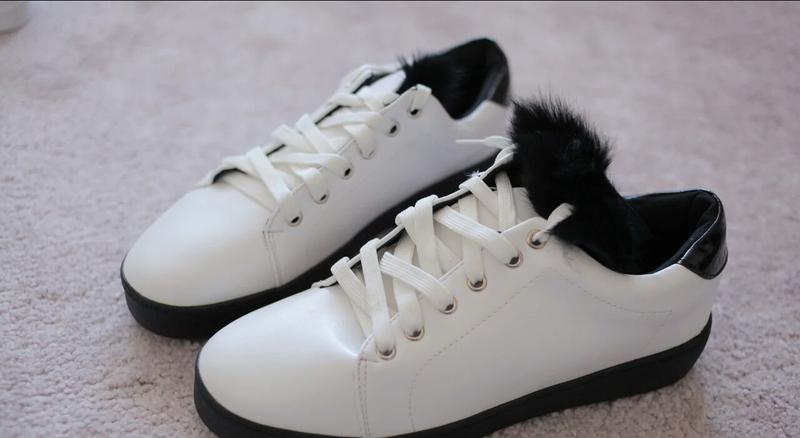 Жіночку кросівки — ціна 880 грн у каталозі Кросівки Купити жіночі речі за доступною ціною на