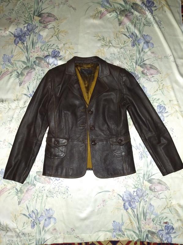 Шкіряна куртка — цена 500 грн в каталоге Куртки Купить женские вещи по доступной цене на Шафе