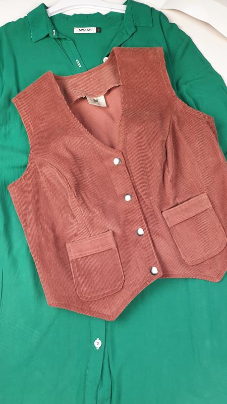 Жилет вельвет — ціна 350 грн у каталозі Жилети Купити жіночі речі за доступною ціною на Шафі