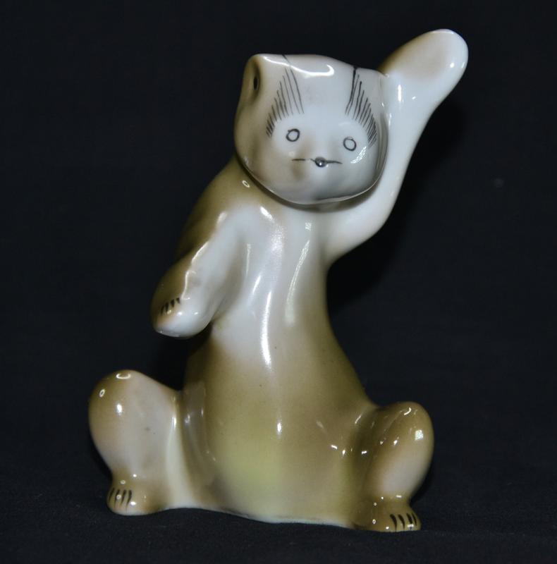 Порцелянова статуетка борсук — ціна 1000 грн у каталозі Статуетки Купити товари для дому та