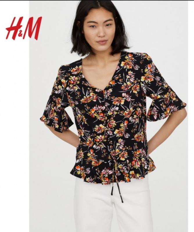 Брендовая блуза топ h&m индонезия вискоза цветы этикетка — цена 270 грн в каталоге Блузы Купить ...