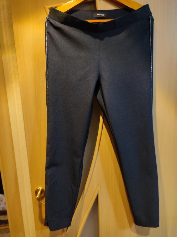 Завужені брюки — ціна 150 грн у каталозі Брюки Купити жіночі речі за доступною ціною на Шафі