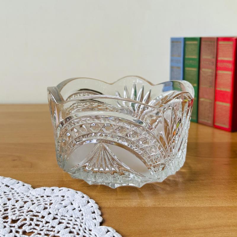 Невеликий кришталевий салатник цукерниця блюдо кришталь срср — ціна 295 грн у каталозі