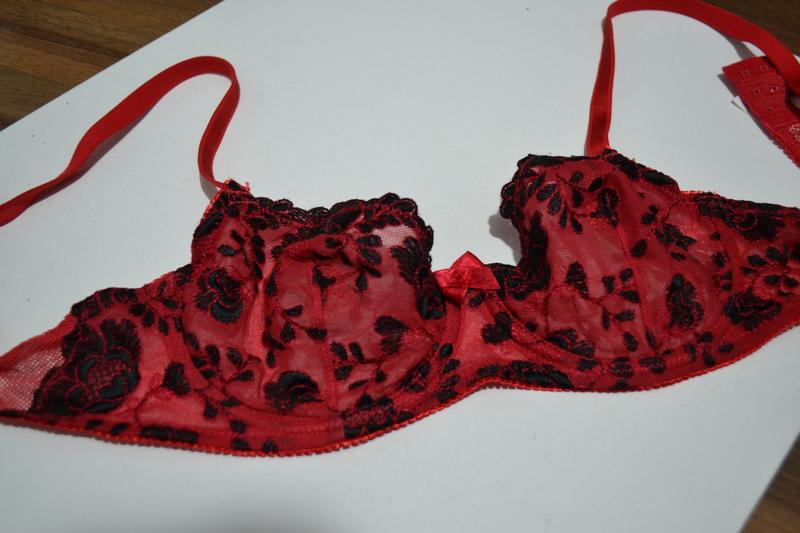 Бюстгалтер — ціна 155 грн у каталозі Бюстгальтери Купити жіночі речі за доступною ціною на Шафі