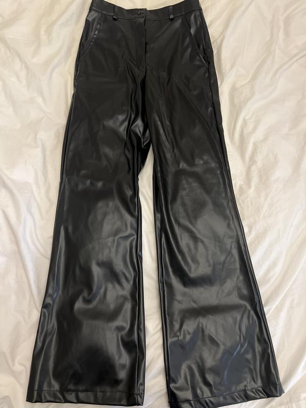 Шкіряні штани — ціна 700 грн у каталозі Брюки Купити жіночі речі за доступною ціною на Шафі