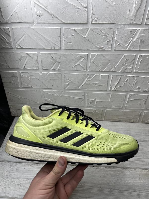 Кросівки Adidas Boost — ціна 800 грн у каталозі Кросівки Купити чоловічі речі за доступною ціною