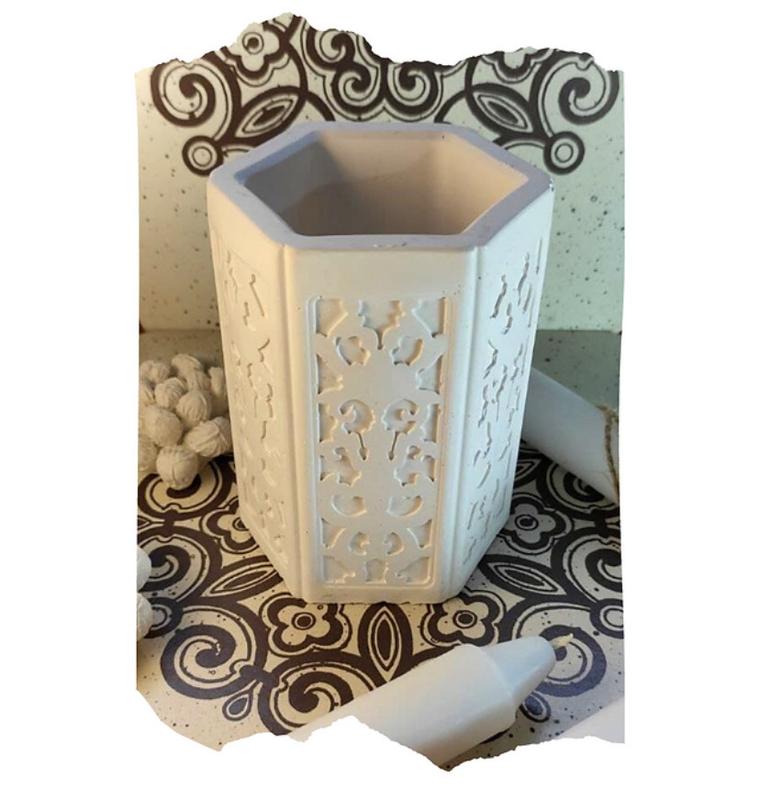 Кашпо вазон — ваза візерункова — ціна 100 грн у каталозі Вази Купити