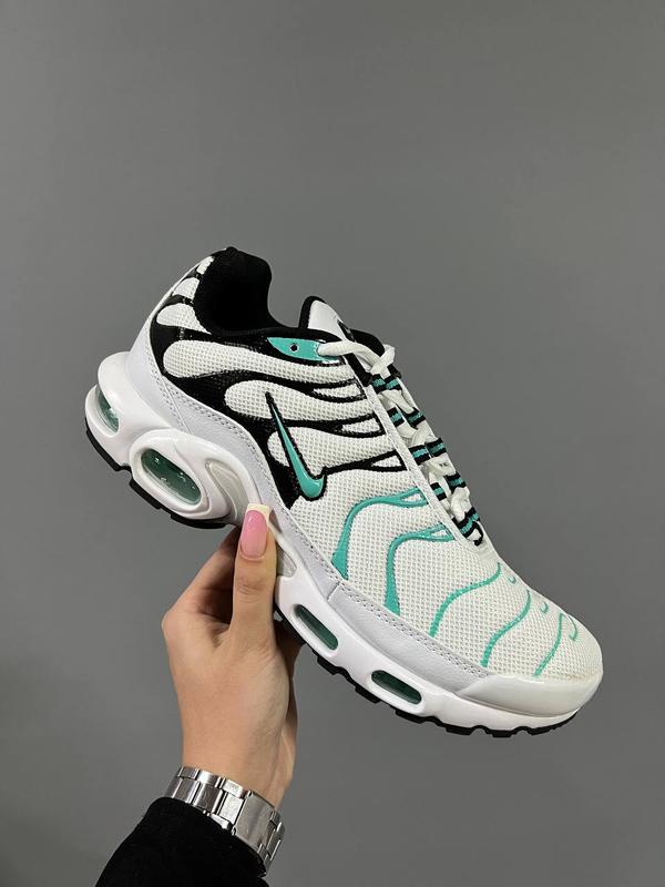 Шикарные стильные кроссовки "nike air max plus tn tiffany og" — цена ...