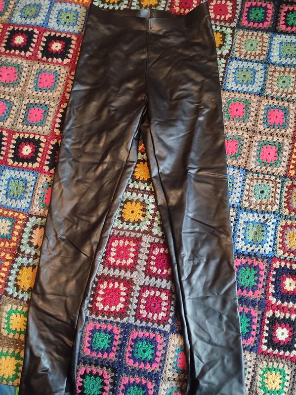 Штани легінси екошкіра — ціна 100 грн у каталозі Лосіни та Легінси Купити жіночі речі за