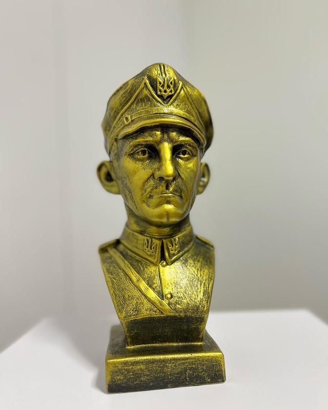 Погруддя романа шухевича — ціна 850 грн у каталозі Статуетки Купити товари для дому та побуту за