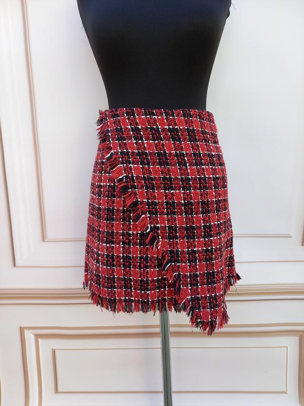 Тепла красива юбка з подовженою стороною — ціна 235 грн у каталозі Міні спідниці Купити жіночі