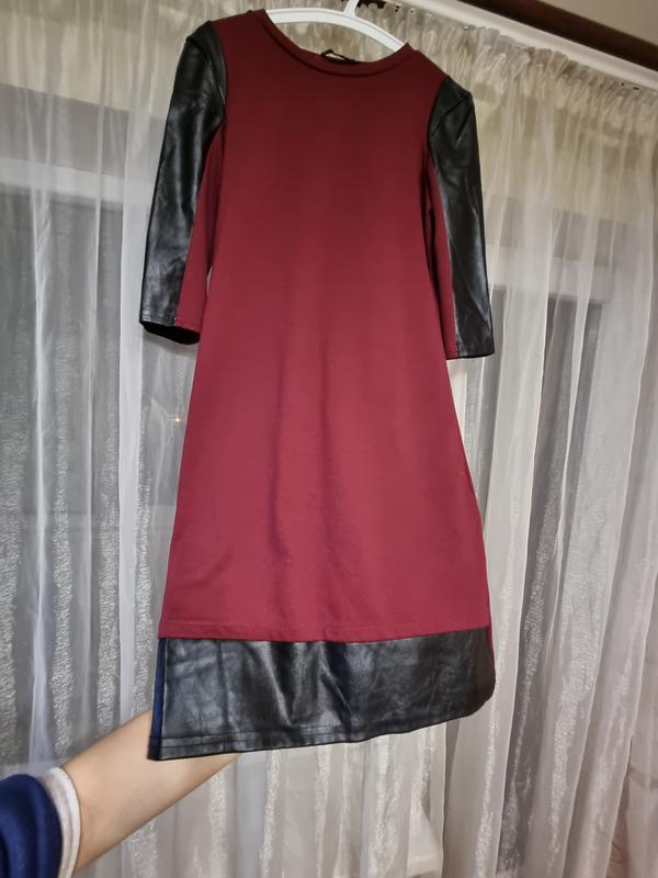 Гарне плаття з шкіряними вставками — ціна 265 грн у каталозі Короткі сукні Купити жіночі речі за
